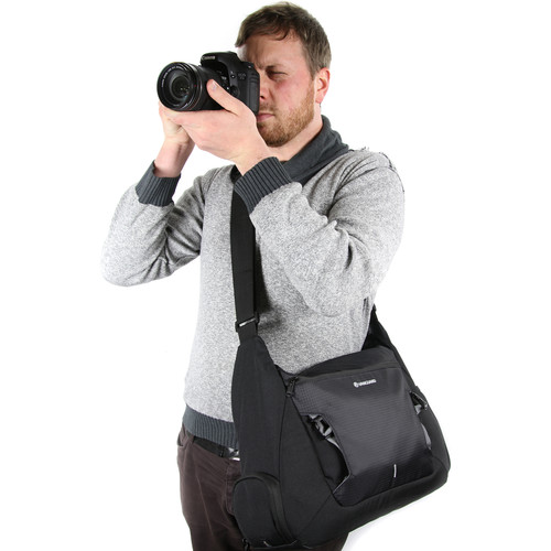 Vanguard Veo Discover 38 Discreet Messenger Bag (Black) – Curven Store